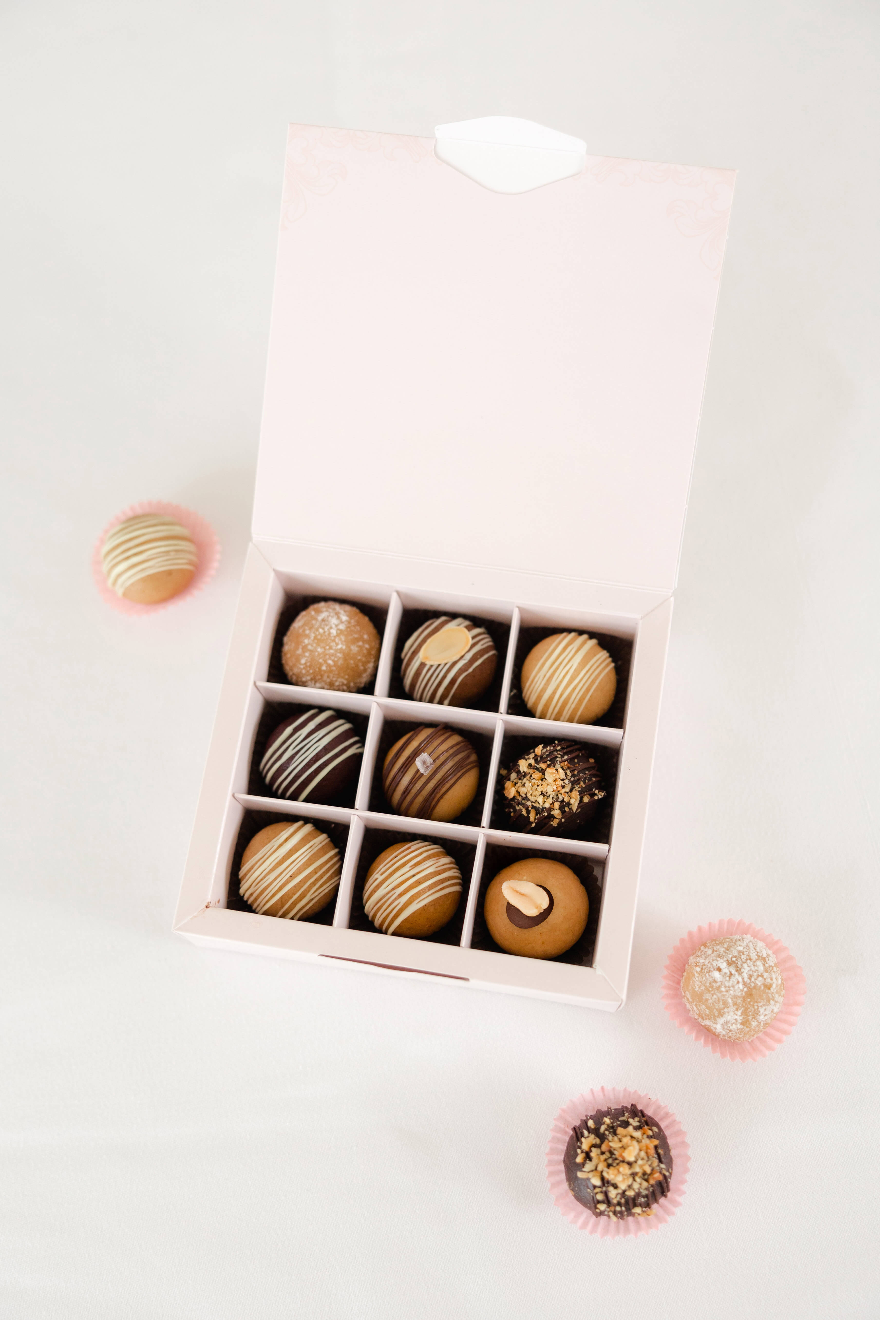 Exquisite Cakes & Delightful Cake Ladoo | Cake Layers